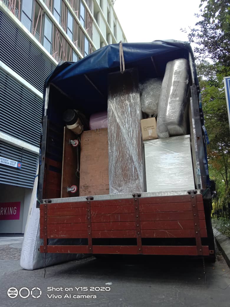 No. 1 Best Movers in Malaysia | Lorry Transport Service